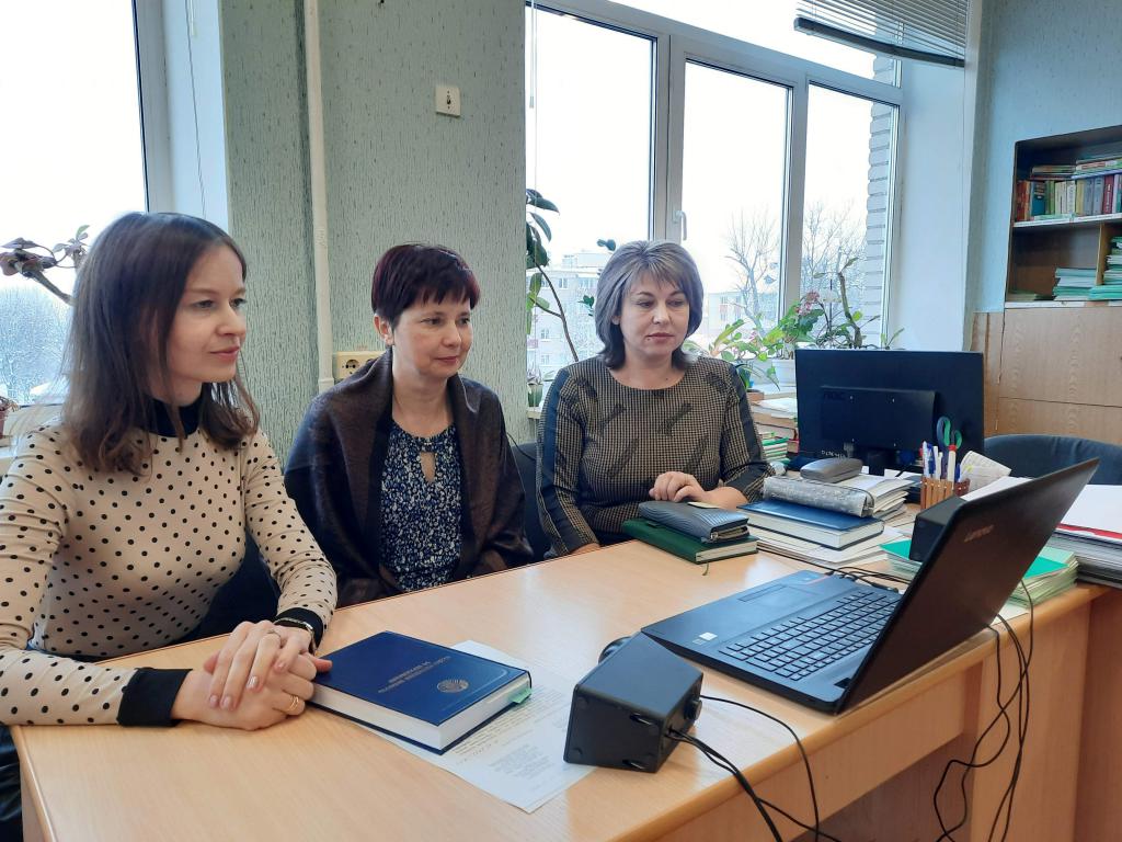 УЧАСТИЕ В СЕМИНАРЕ «ПРЭЗЕНТАЦЫЯ ВОПЫТУ ВЫКЛАДЧЫКАЎ ПРАДМЕТАЎ САЦЫЯЛЬНА